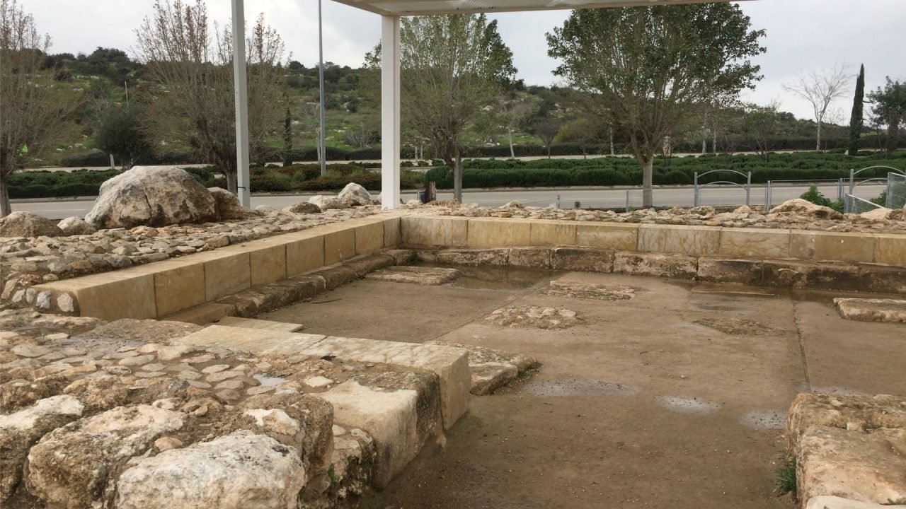 A Sinagoga mais antiga descoberta até hoje em Israel está em Modiin ...